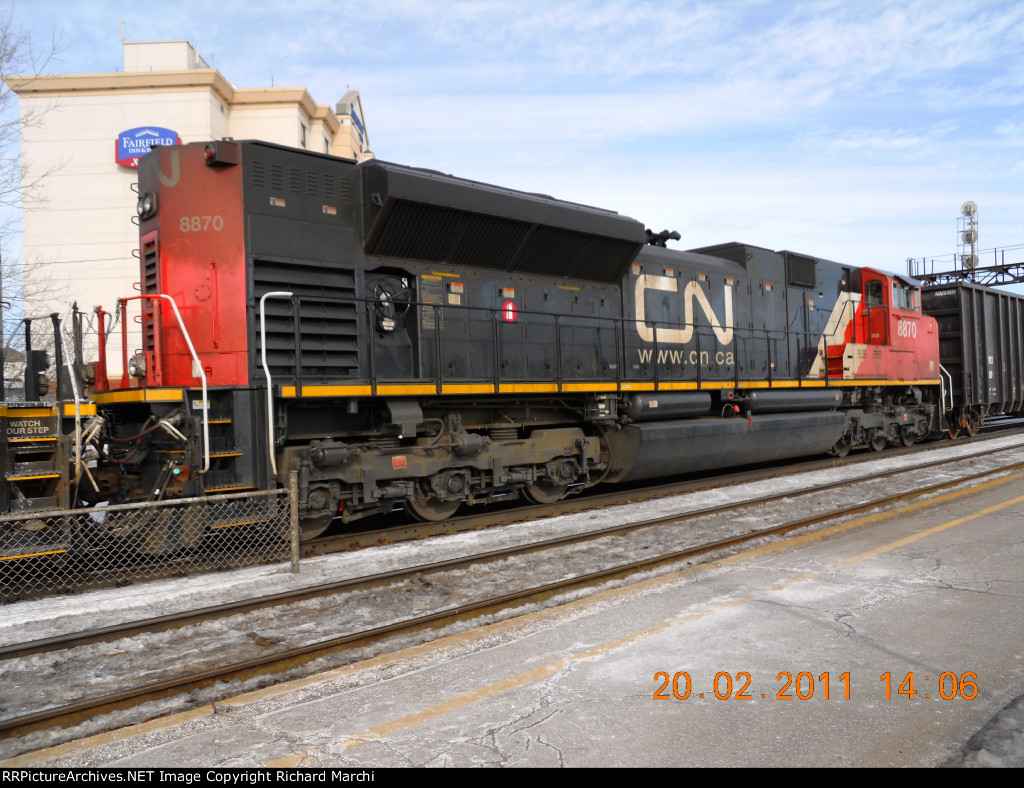 CN 8870